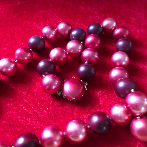 None | Jewelry | Necklace Vintage Ruby Red With A Lighter Red | Poshmark